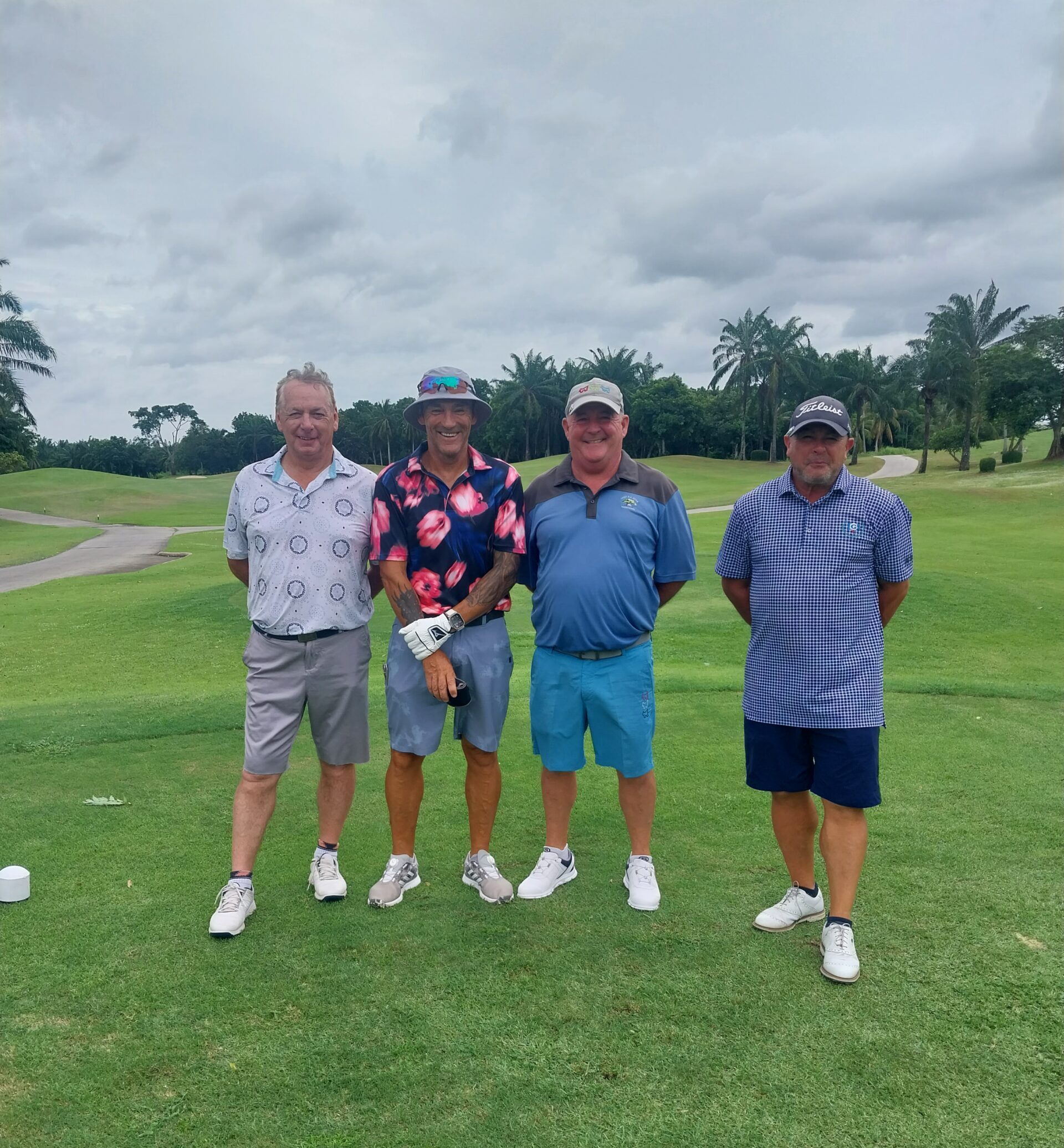 BRIAN AND MIKAEL SCRAMBLE A VICTORY AT GREENWOOD - Pattaya Sports Club